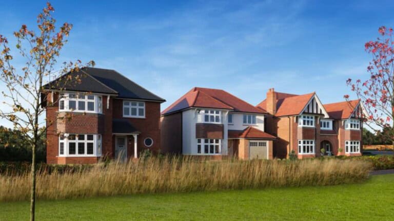 Biodiversity Units supplied for 139 new Redrow homes | Environment Bank ...